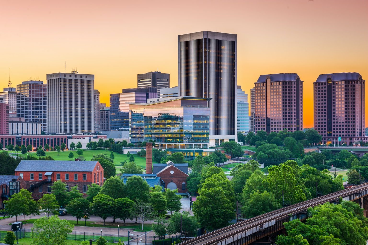 Local Movers & Long Distance Moving Services Richmond VA, Full Service ...